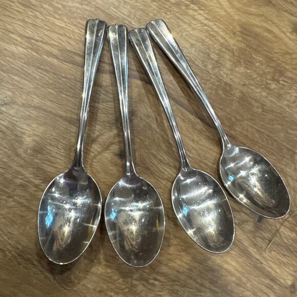 Oneida | Kitchen | Set Of 4 Gala Impulse Spoons Oneida Usa Stainless ...
